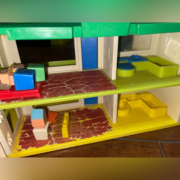 Playskool | Toys | 97s Vintage Holiday Inn People And Accessories ...